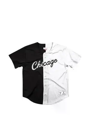 Mitchell & Ness Chicago Bulls Split-color Baseball Shirt