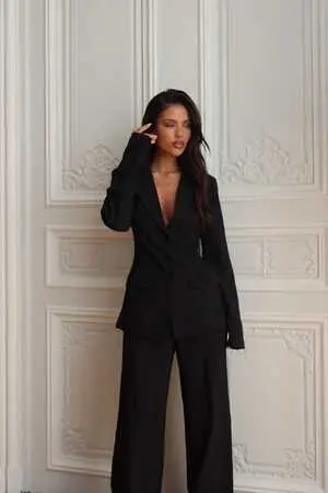 OUTCAST Juliette Blazer