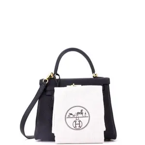 Hermès Kelly Handbag 25 Black Togo With Gold Hardware