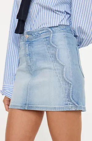 KANCAN Giaa Mid-rise Denim Skirt