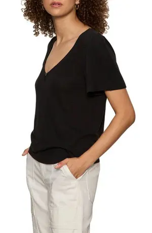 Sanctuary Keyhole Flutter-sleeve Top