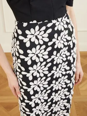 DESTREE Monica Embroidered Midi Skirt