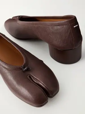 MAISON MARGIELA Tabi Leather Ballerina Pumps - Brown