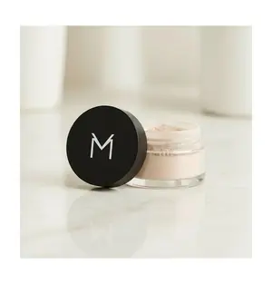 VOODOO MAKEUP Xoxo Setting Powder - Translucent Light Beige