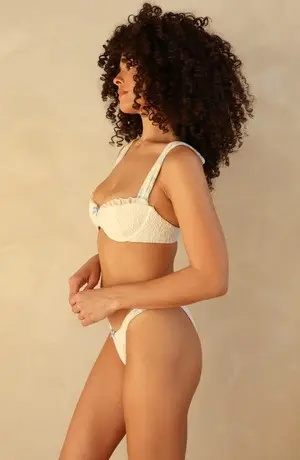 DIPPIN DAISY'S Blue Belle Underwire Bikini Top - Jasmine