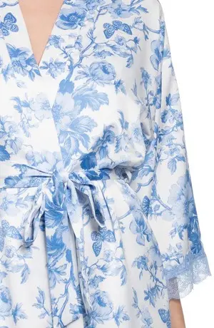 IN BLOOM BY JONQUIL Molleigh Toile Print Satin Wrap - Ivory