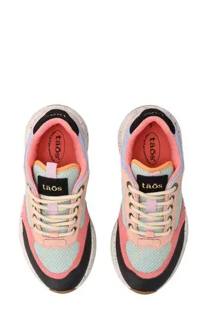 TAOS Advance Sneaker