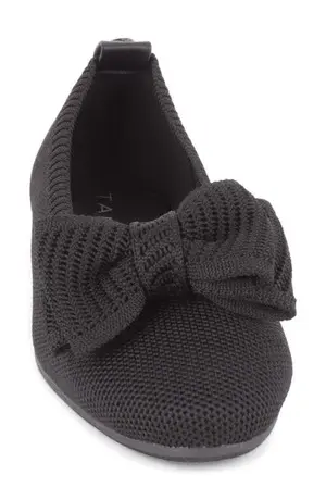 Tahari Sorrento Ballet Flat - Black