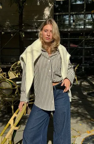 VIENS AVEC MOI The Port Stripe Button-up Shirt - Black