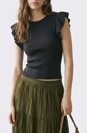 Mango Ruffle Sleeve Ribbed Crop Top