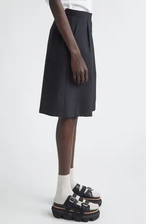 Tao Comme Des Garçons Pleated Tropical Wool-blend Shorts