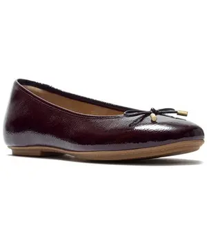Fitflop Delicato Bow Textured Patent Leather Ballet Flats - Cherry