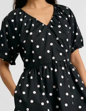 ALBARAY Spot V-neck Midi Dress