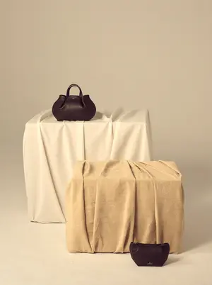 LA PORTEGNA Isabela Sculpted Full Grain Leather Shoulder Bag - Black