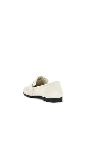 BLACK SUEDE STUDIO Arrow Loafer - Ivory