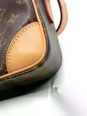 LOUIS VUITTON 2010 Trocadero 27 Monogram Shoulder Bag