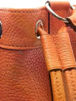 Hermès 2008 Pm Market Leather Bucket Bag - Orange