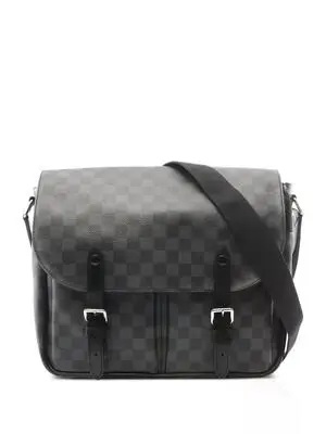 betsey johnson mini crossbody backpack purse Johnson Purse Betsey Johnson Kitsch Backpack Betsey Johnson Silver Robot  Micro Backpack Purse, Glitter Metallic