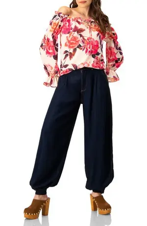 IVONNE Off-shoulder Printed Blouse