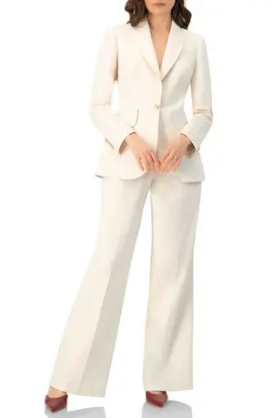 IVONNE Single-breasted Blazer With Notched Lapel - Ivory