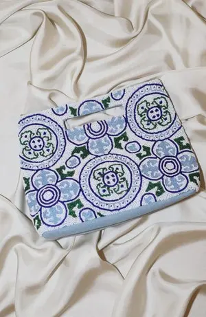 ISLAND TO EAST SIDE Medallion Mosaic Tile Pouch