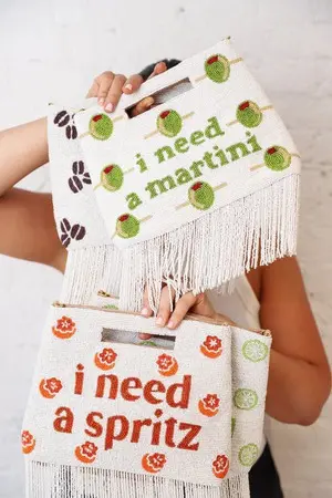 ISLAND TO EAST SIDE Handle Pouch