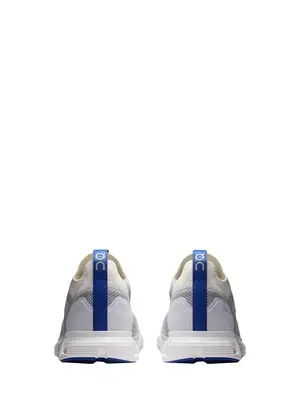 On Cloud 6 Versa Sneaker - Blue