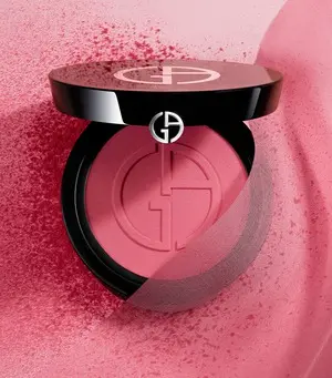 ARMANI Luminous Silk Glow Blush