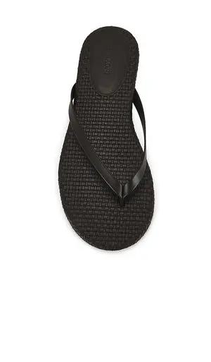ST. AGNI Woven Leather Flip Flops - Coffee