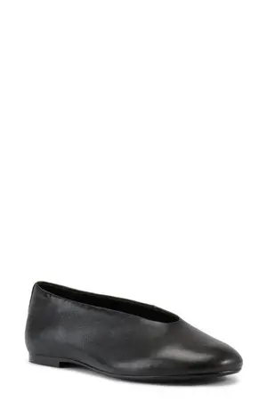 VAGABOND SHOEMAKERS Aleya Ballet Flat - Black