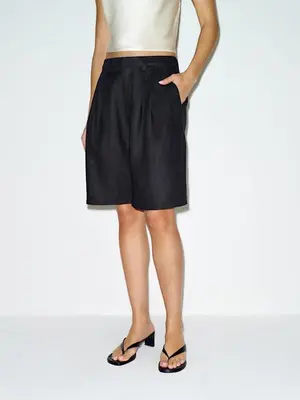 REFORMATION Drew Linen Short - Black