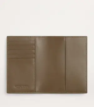 Bottega Veneta Leather Intrecciato Passport Holder - Brown