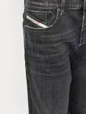 DIESEL® Straight-leg Jeans