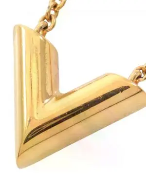 LOUIS VUITTON Essential V Necklace - Gold