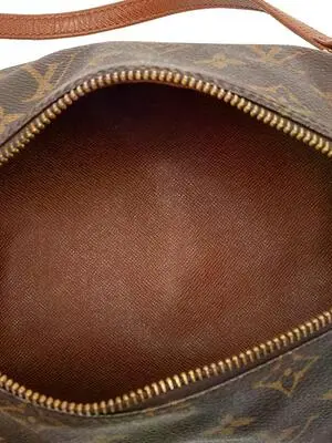 LOUIS VUITTON 1995 Monogram Papillon 26 Handbag