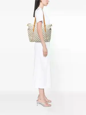 LOUIS VUITTON 2014 Damier Azur Totally Mm Tote Bag - White