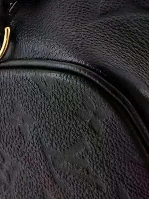 LOUIS VUITTON Neverfull Mm Tote Bag - Black