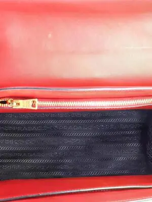 Prada Cahier Convertible City Calf And Saffiano Medium Shoulder Bag - Red