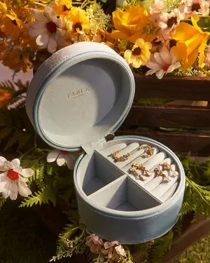FABLE ENGLAND X Peter Rabbit Embroidered Circle Jewellery Box