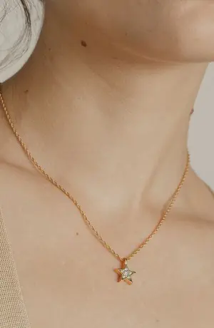 SUSAN CAPLAN 1980s Nina Ricci Pendant