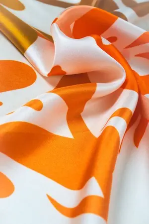 MÈSAN Organic Square Mulberry Silk Scarf