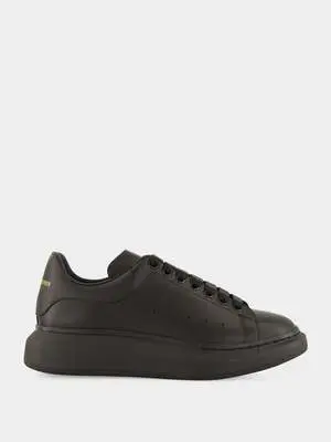 Alexander McQueen Oversized Leather Sneakers - Black
