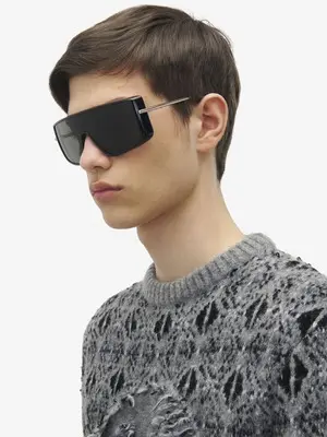 Alexander McQueen T-Bar Visor Sunglasses Black