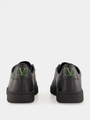 Valentino Garavani Royco Trainer In Nappa Calfskin - Black