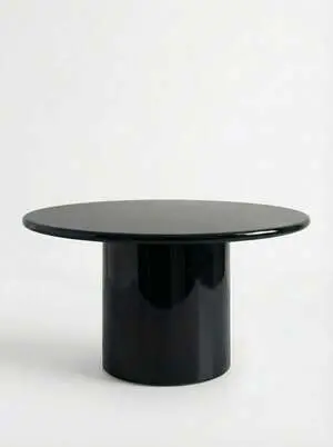 HOUSE OF CAPRICORN Amendoeira Round Dining Table - Black