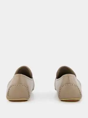 Manolo Blahnik Mayfair Leather Loafers - Beige