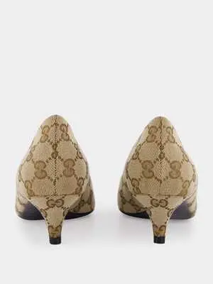 Gucci Gg Canvas Pump With Horsebit - Beige