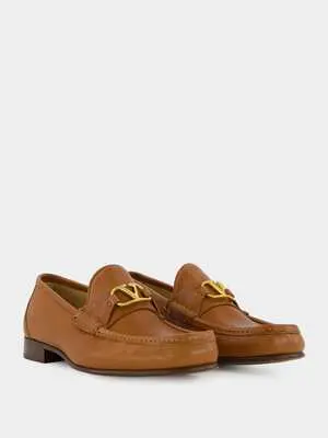 Valentino Garavani V-logo Signature Loafers - Brown