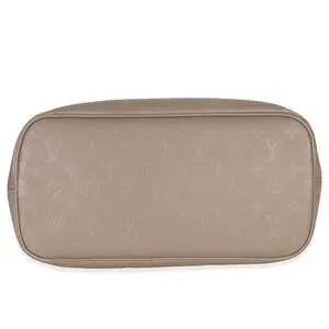 LOUIS VUITTON Giant Monogram Empreinte Neverfull Mm - Gray