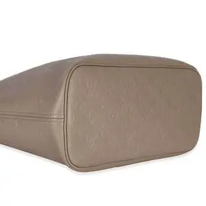 LOUIS VUITTON Giant Monogram Empreinte Neverfull Mm - Gray